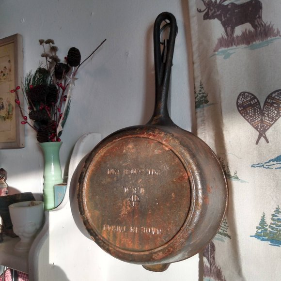 Vintage WKM Taiwan | Kitchen | Vintage Wkm 2 Quart Cast Iron Sauce Pan ...